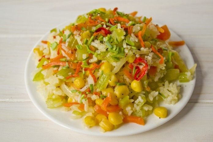 Рис по-пекински с овощами. Пошаговый постный рецепт с фото — Ботаничка